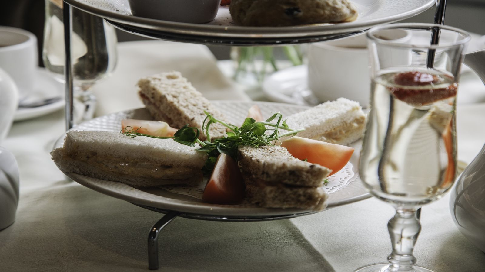 The Lobby Menu | Carrickdale Hotel